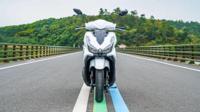 Dayang VRS125 ra mắt với giá bán từ 37 triệu đồng ẩn chứa muôn vàn công nghệ | 2banh.vn