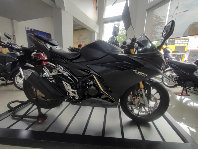 Honda CBR150R 2023 đã chính thức lên kệ tại các HEAD từ ngày 23/04 ...
