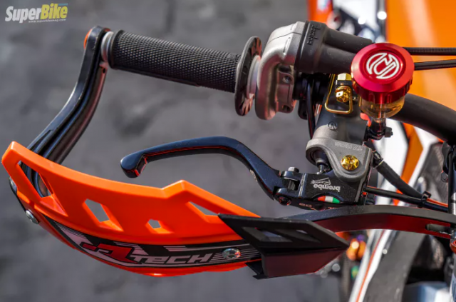 KTM 450 SMC phong cách cực ngầu của TK RACING | 2banh.vn