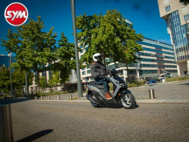 SYM ra mắt Jet 4RX với bề ngoài PHỤ HUYNH nhưng lại dành cho HỌC SINH ...