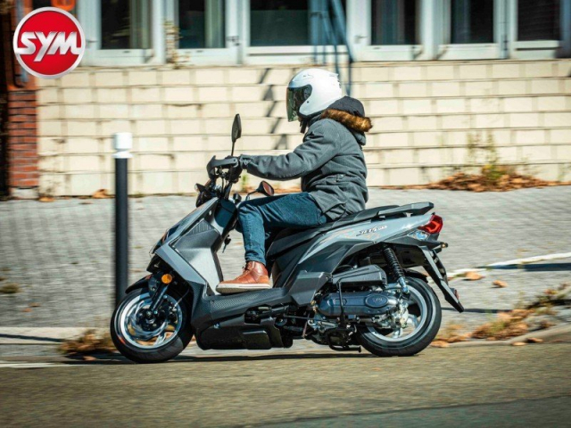 SYM ra mắt Jet 4RX với bề ngoài PHỤ HUYNH nhưng lại dành cho HỌC SINH ...