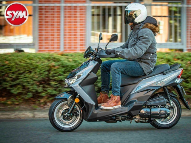 SYM ra mắt Jet 4RX với bề ngoài PHỤ HUYNH nhưng lại dành cho HỌC SINH ...