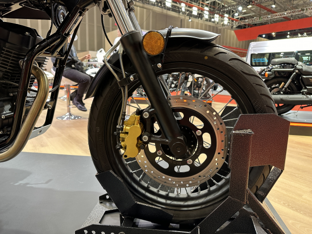 Chiêm ngưỡng Renegade và Scrambler X Cafe - 2 mẫu xe của UM Motorcycles ...