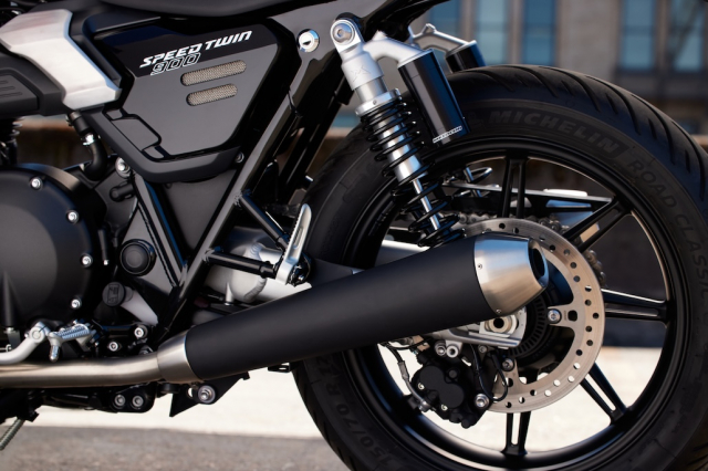 Triumph vừa tiết lộ Speed Twin 900 2025 mới quá là hấp dẫn luôn! | 2banh.vn